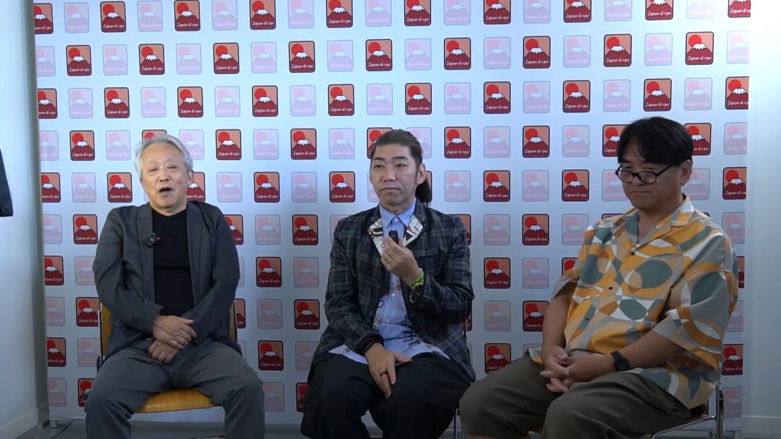 Entrevista do canal ANIME MIND PROBE com Torishima, Toyotaro e ...